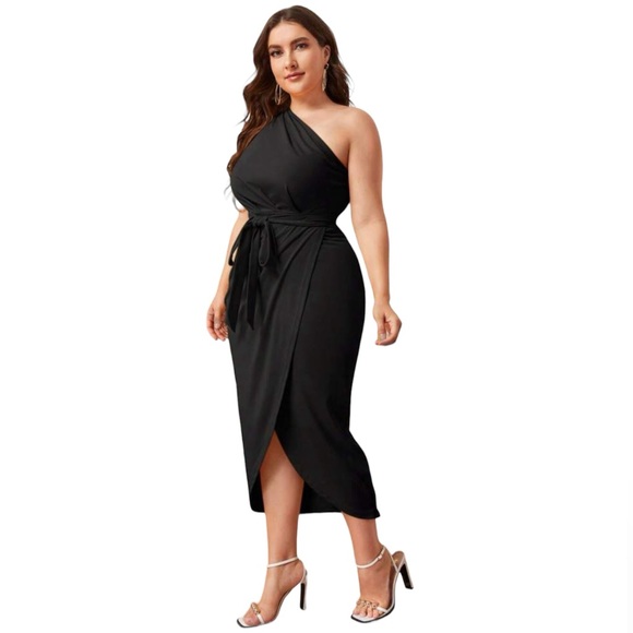 Dresses | Black One Shoulder Waist Cinched Dress | Poshmark